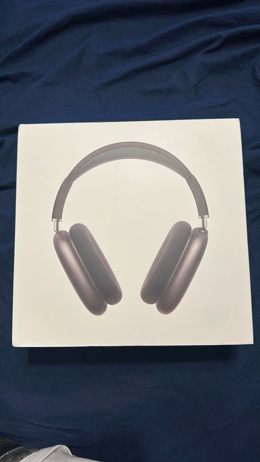 AIRPOD MAX for Sale in Lodi, CA - OfferUp