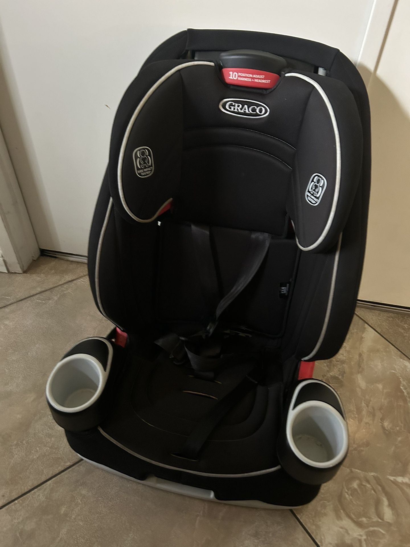 Graco Car Seat for Sale in Riverside, CA - OfferUp