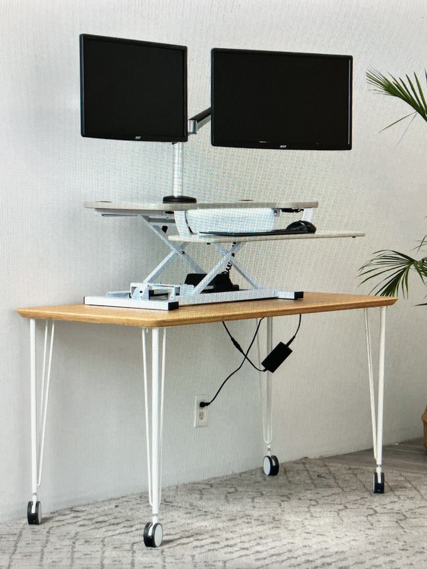 VERSADESK Electric Height Adjustable Desktop Riser for Sale in Carlsbad ...
