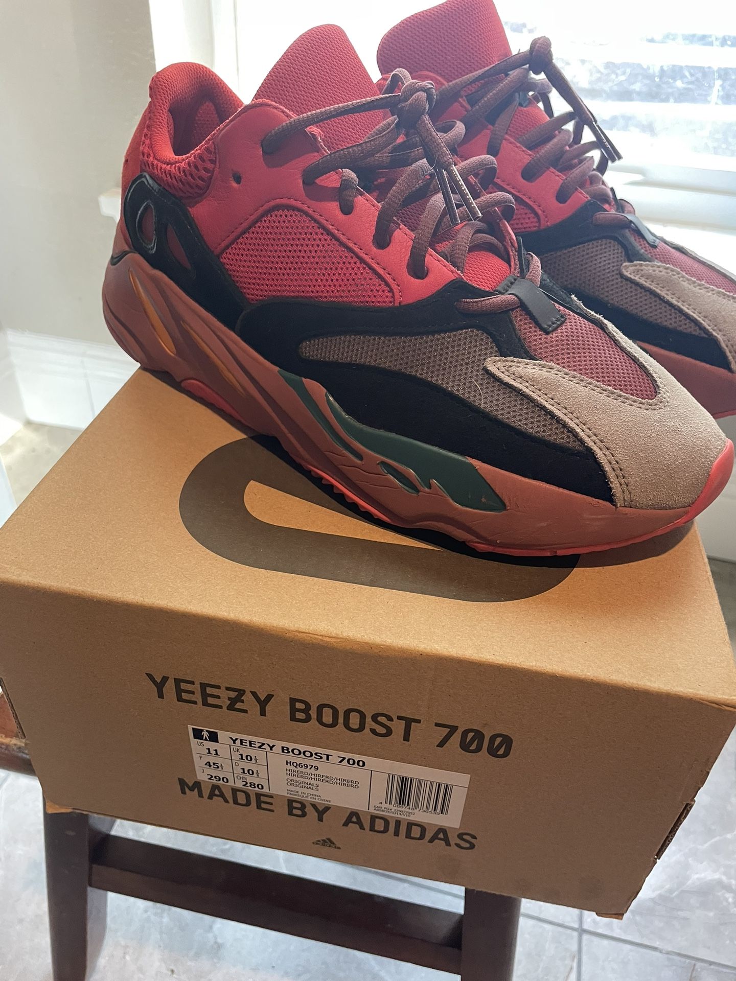 Yeezy Hi Res Red for Sale in Houston, TX - OfferUp