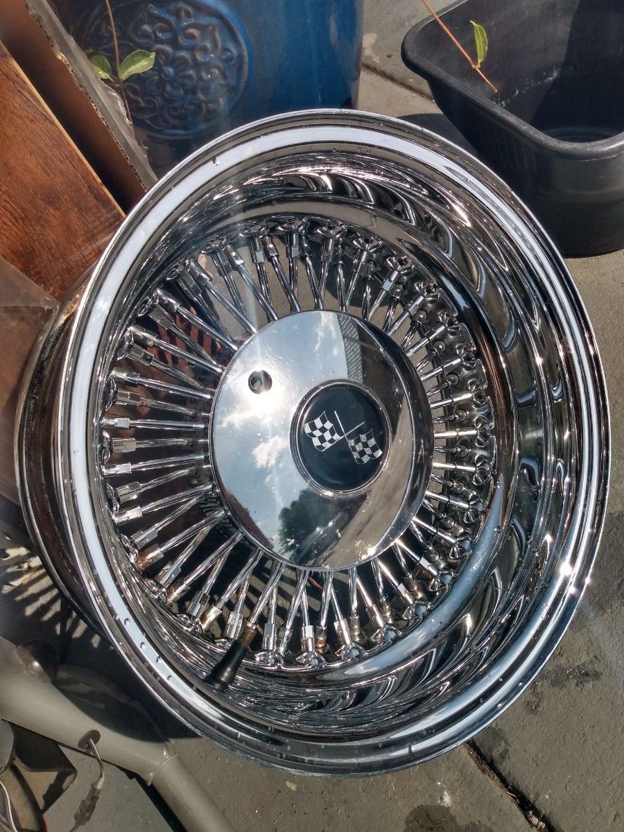 Mclean 72 spock wire wheels for Sale in Norwalk, CA - OfferUp