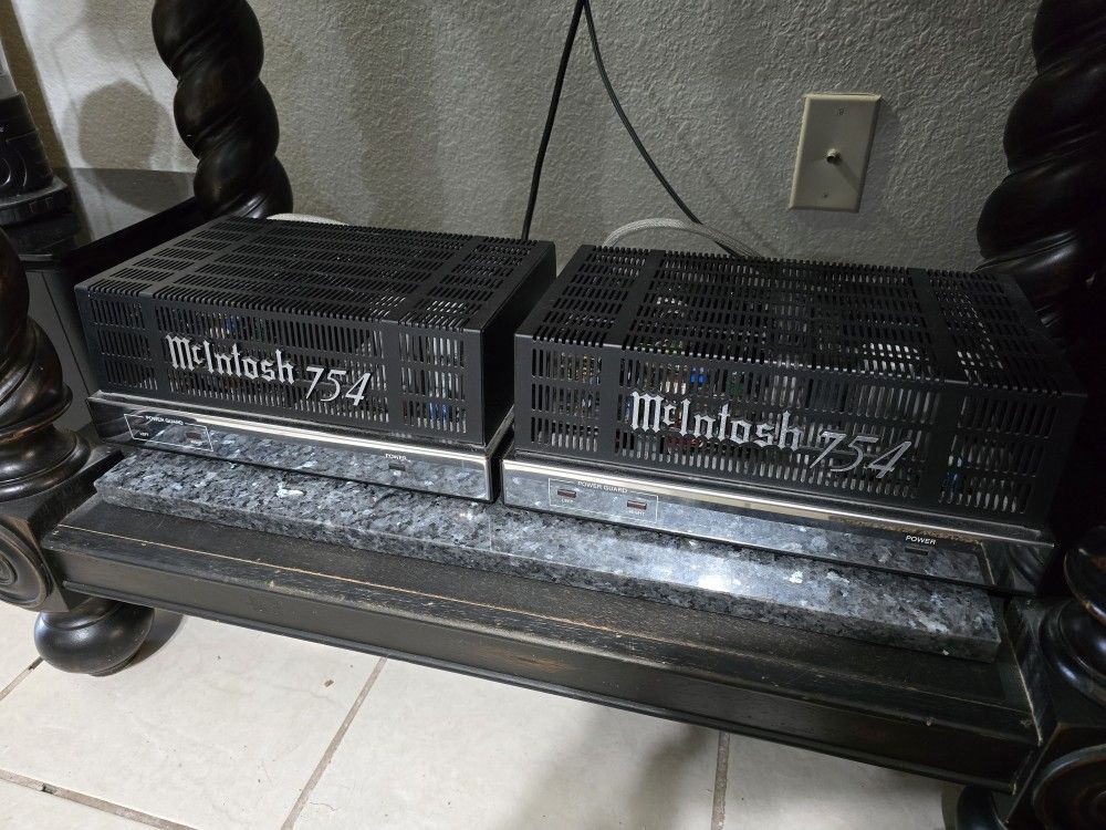 McIntosh Amplifier for Sale in Gilbert, AZ - OfferUp