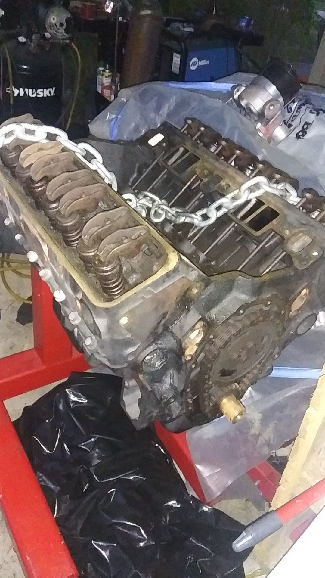 LS 350 Chevy small block heads timing chain pan all the internal still ...