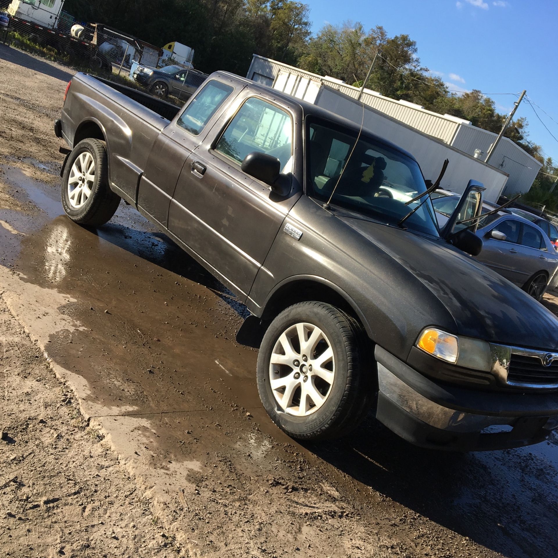 2000 Mazda B-Series Pickup for Sale in Orlando, FL - OfferUp
