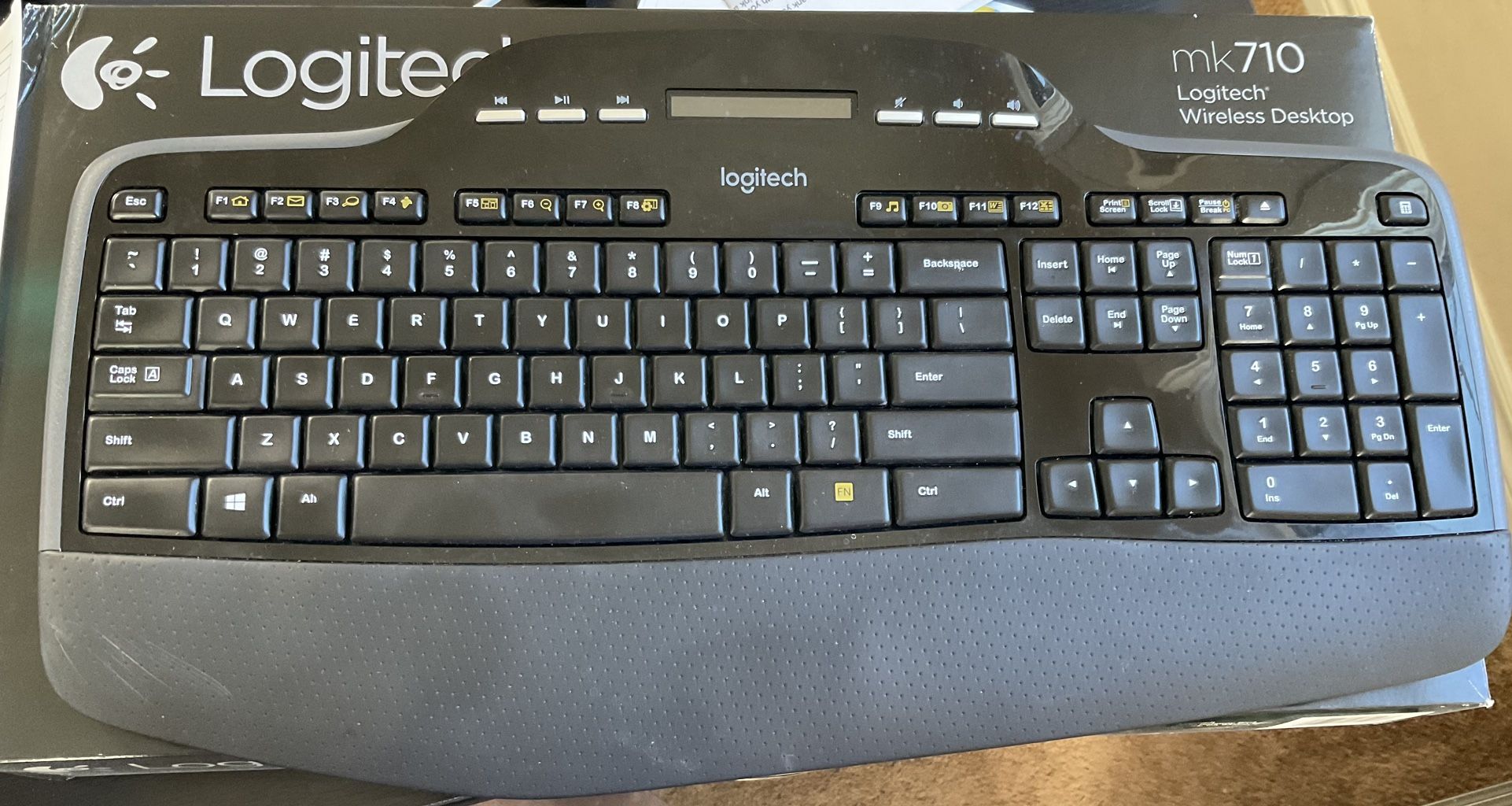 Logitech Mk710 Wireless Keyboard