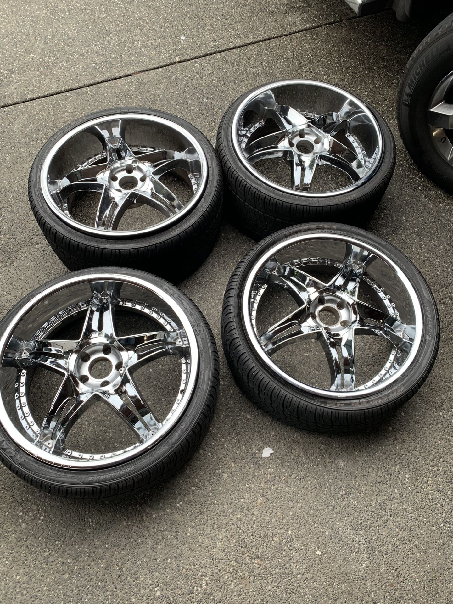 22in Chrome Diablo Reflection X Rims for Sale in Kenmore, WA - OfferUp