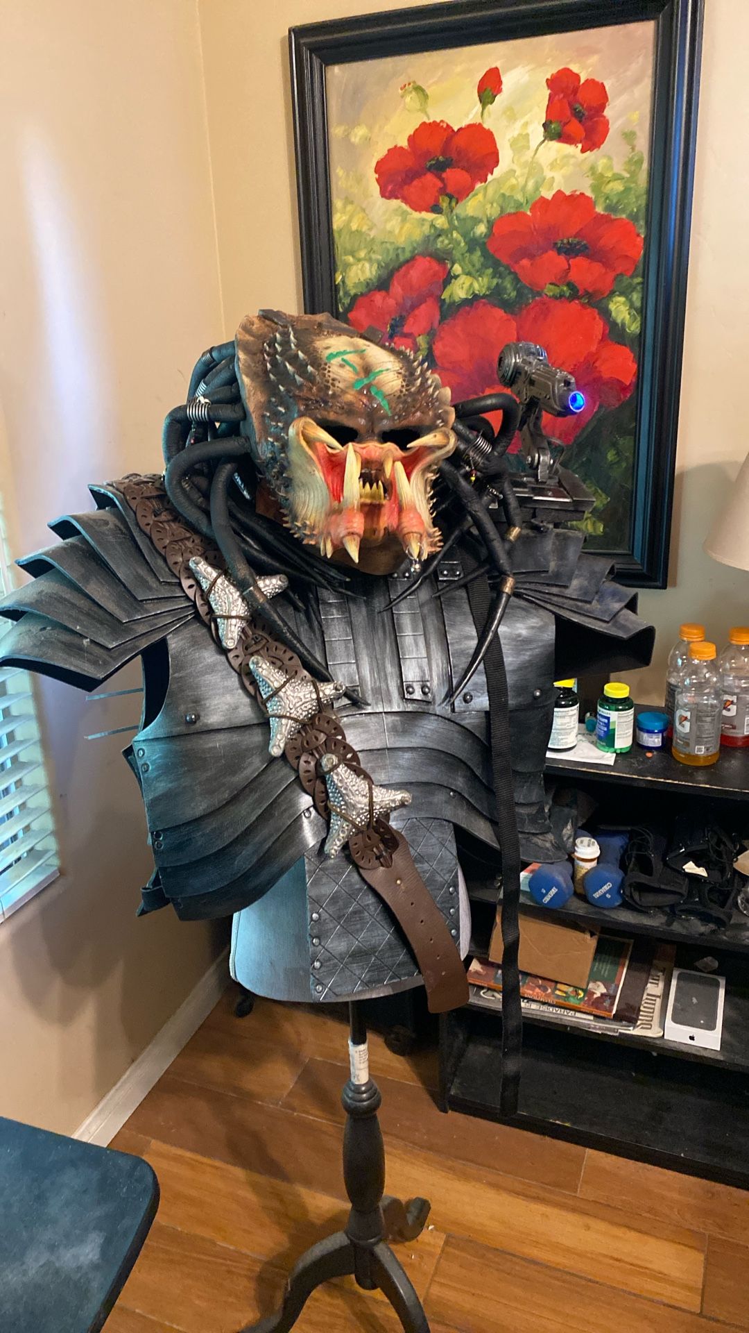 Predator Costume! Awesome! (Rosedale Area) for Sale in Bakersfield, CA - OfferUp