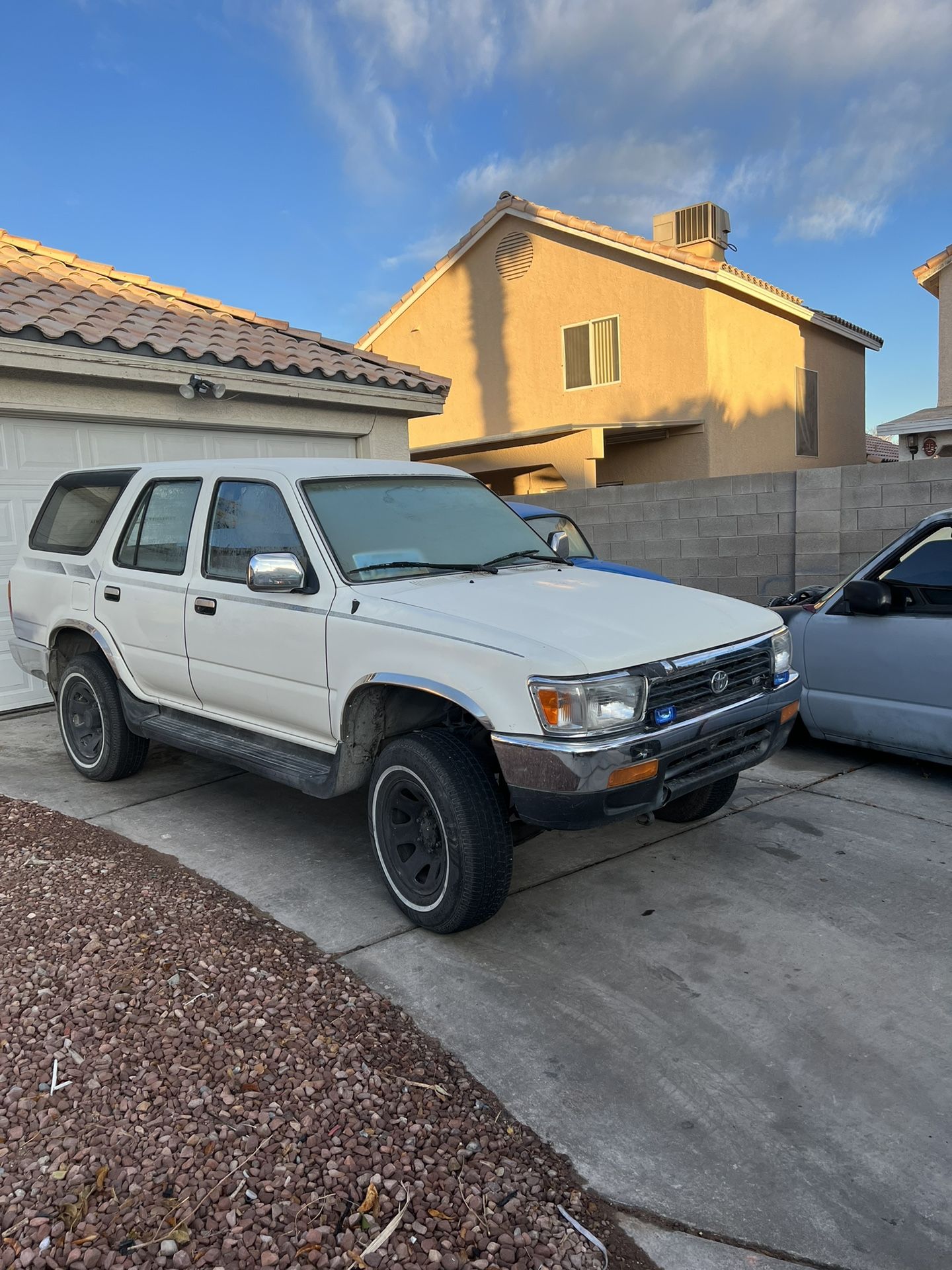 1993 Toyota 4Runner for Sale in Las Vegas, NV - OfferUp