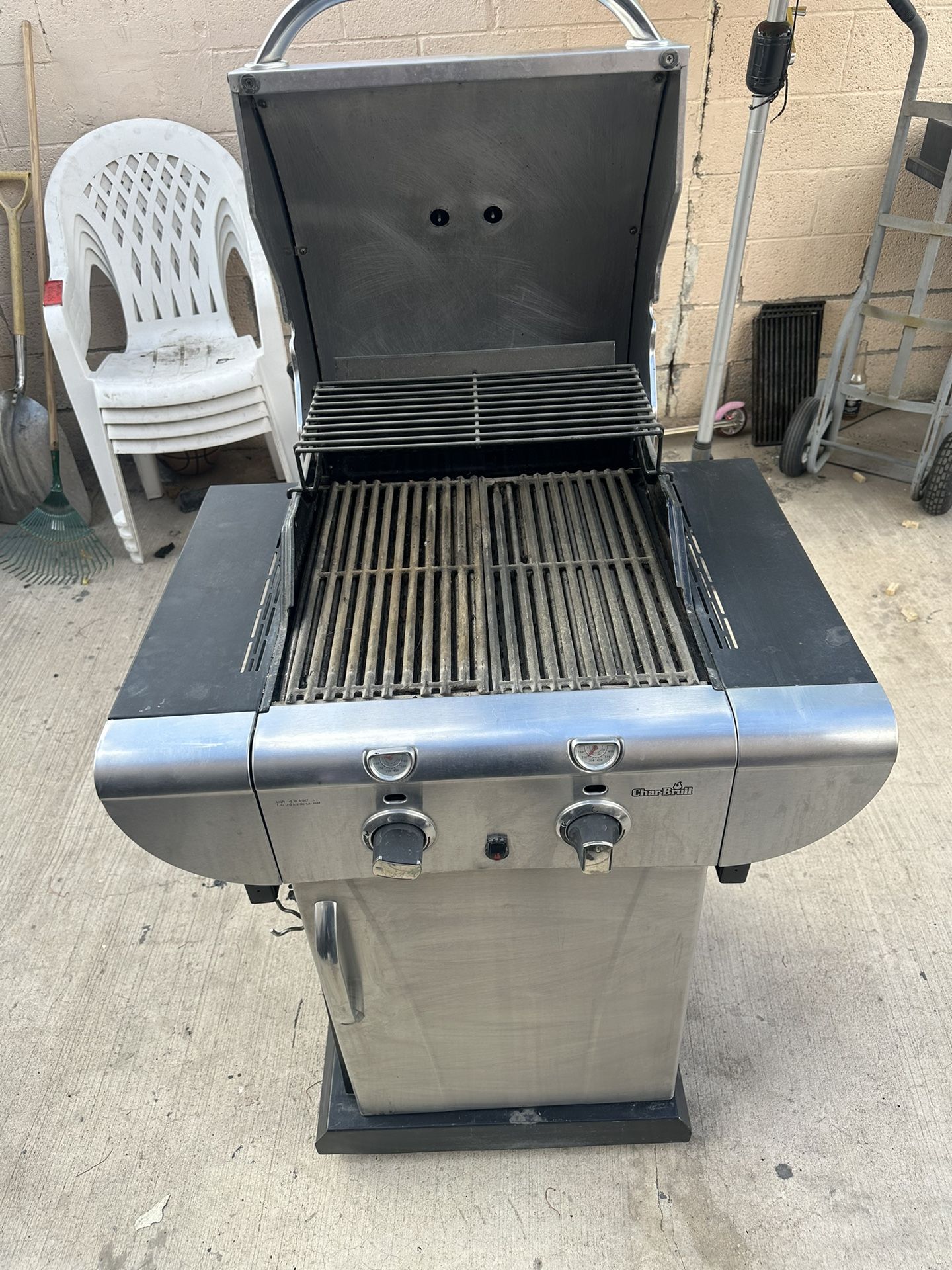 Charbroil Stainless Steel 2-Burner Gas Grill for Sale in North Las ...