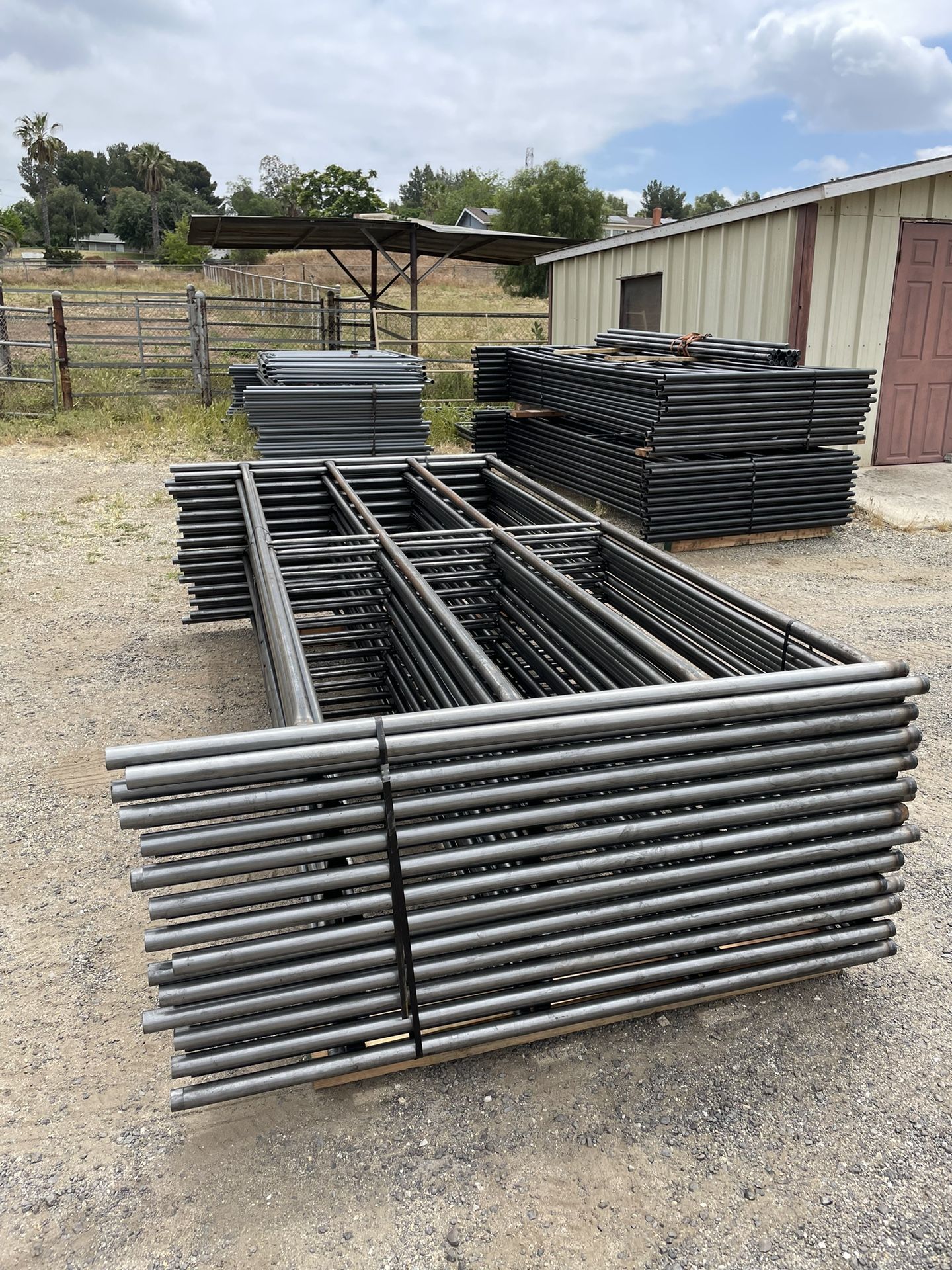 20-Pack Horse Corral Pipe Panels 4-Rail (Brand New) 14 Gauge Steel for ...