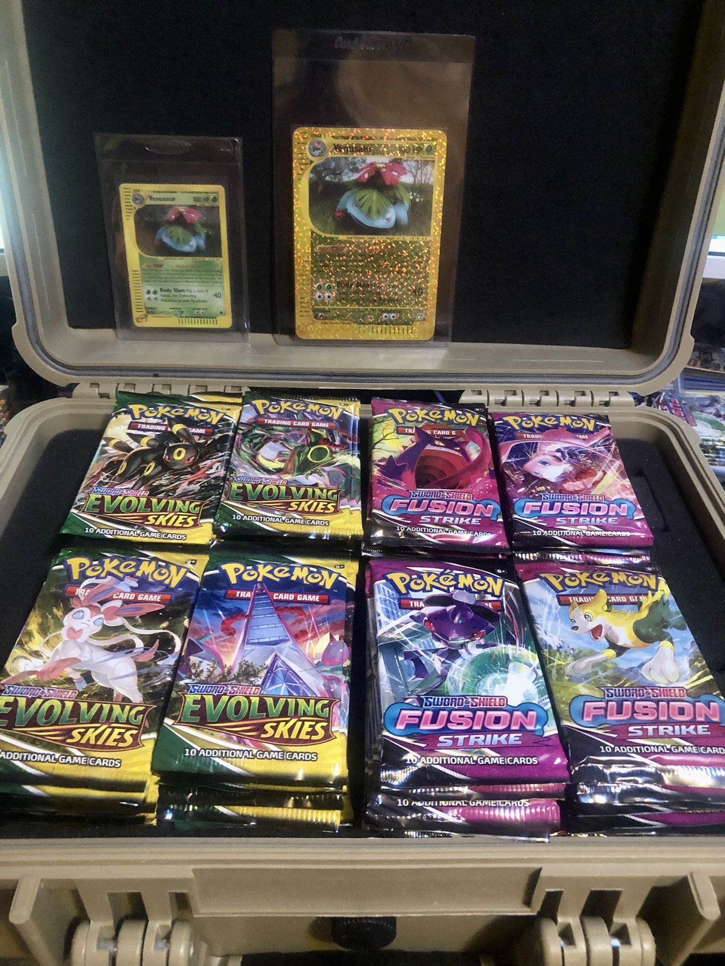 Evolving Skies And Fusion Strike Loose Booster Boxes for Sale in Tacoma ...
