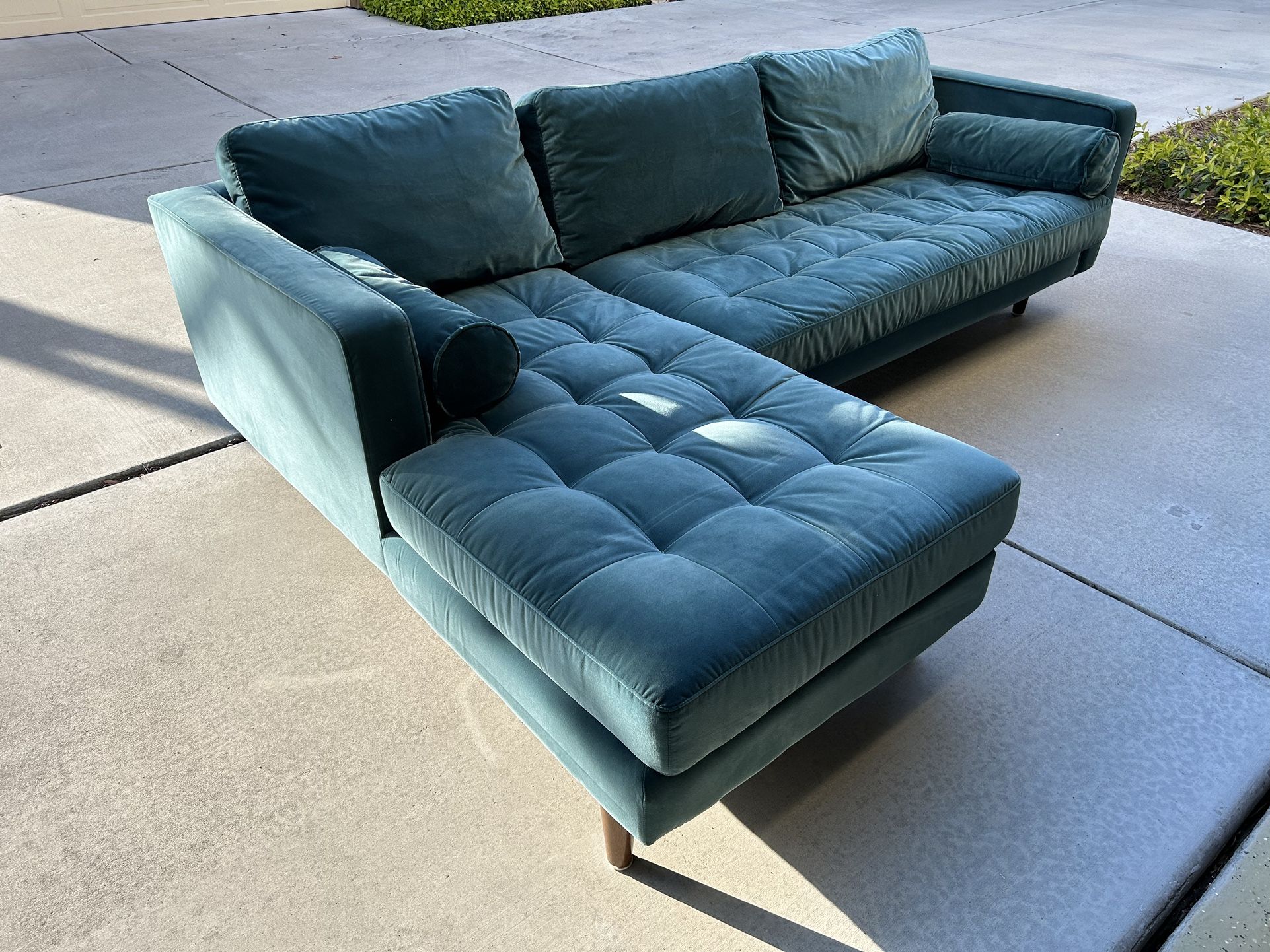 Sven pacific blue sectional store