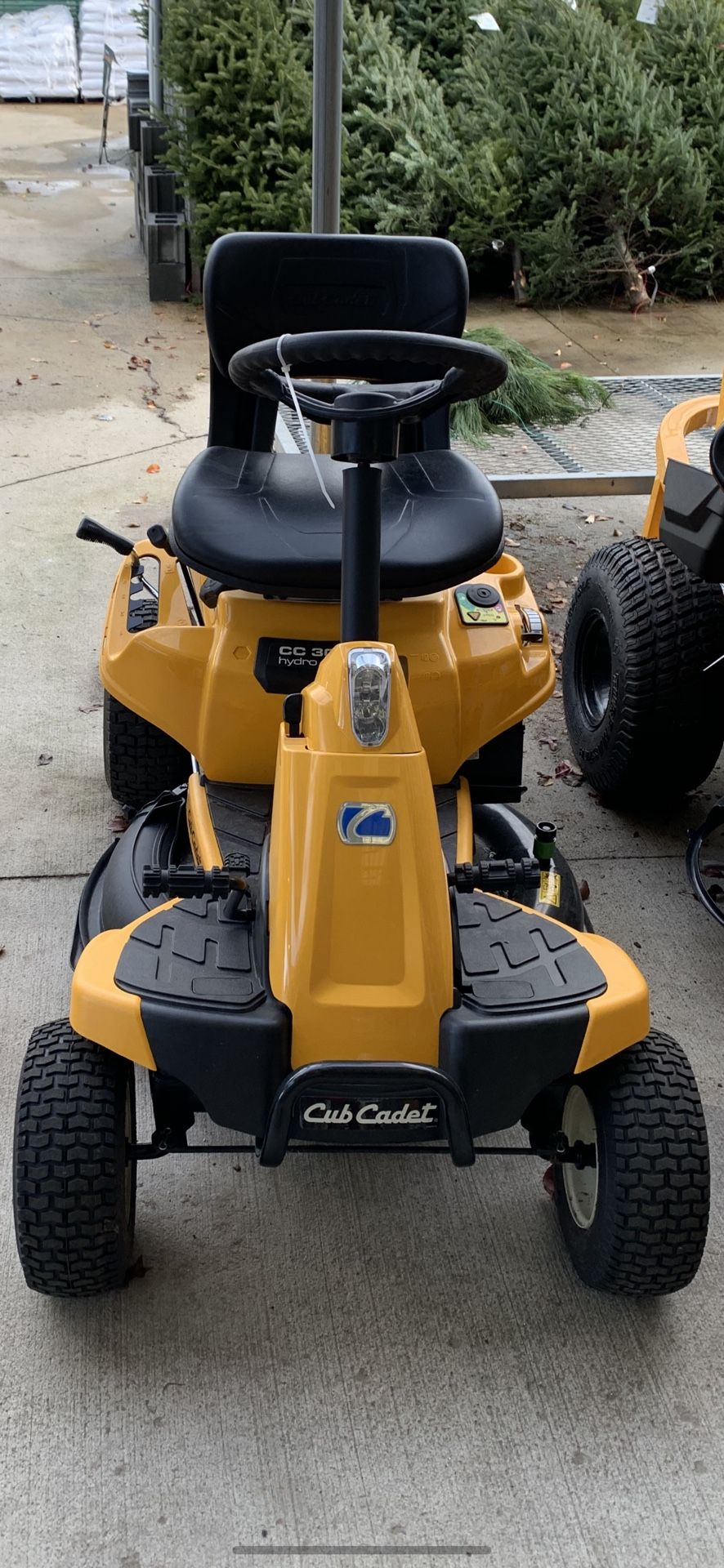 Cub Cadet CC30 H for Sale in Bloomfield, NJ - OfferUp