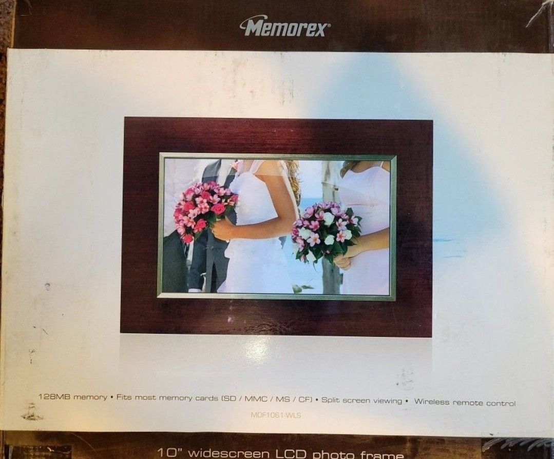 DIGITAL PHOTO PLAYER for Sale in Stockton, CA - OfferUp