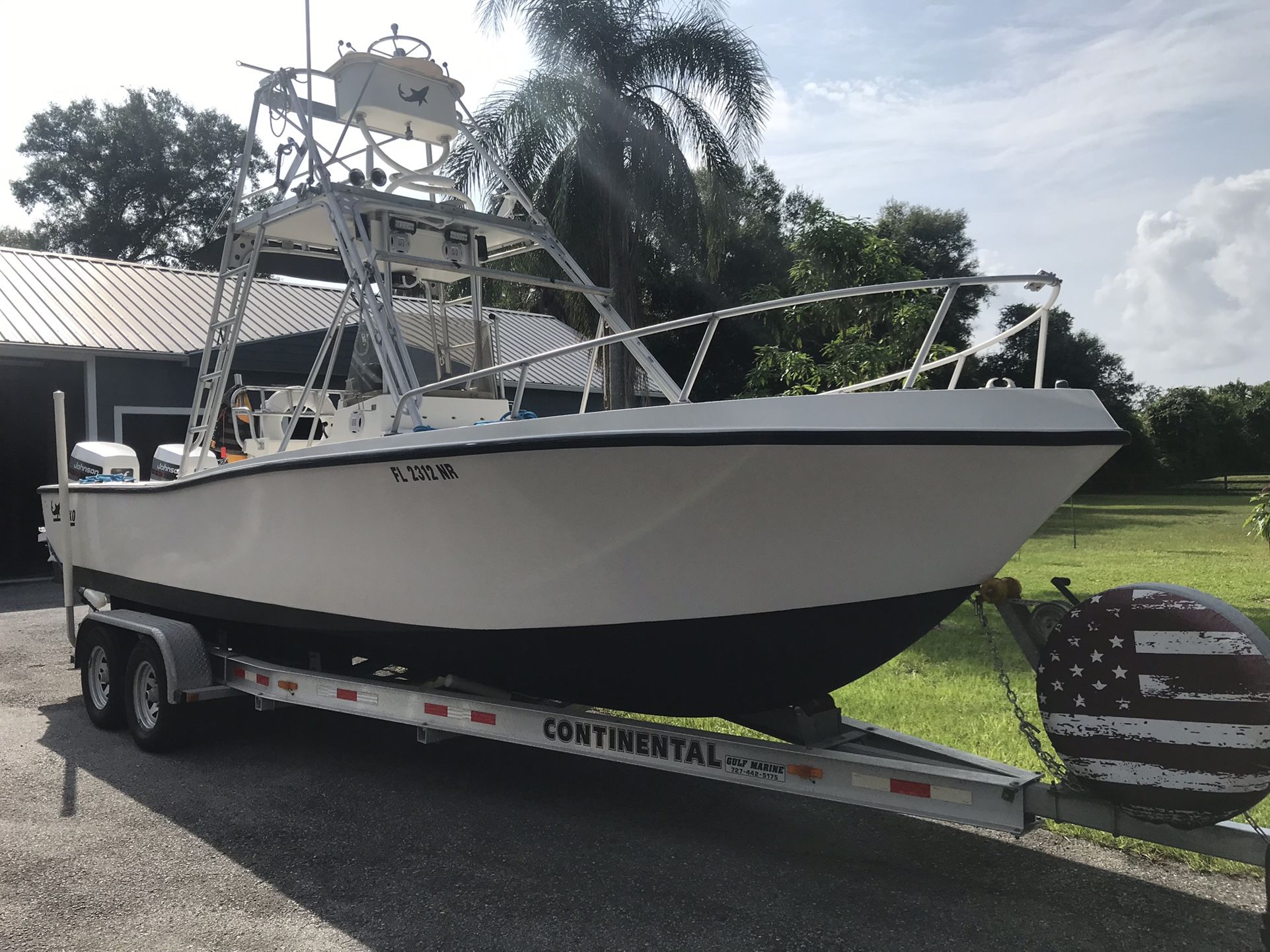 Mako 25 Ft Boat for Sale in Odessa, FL - OfferUp