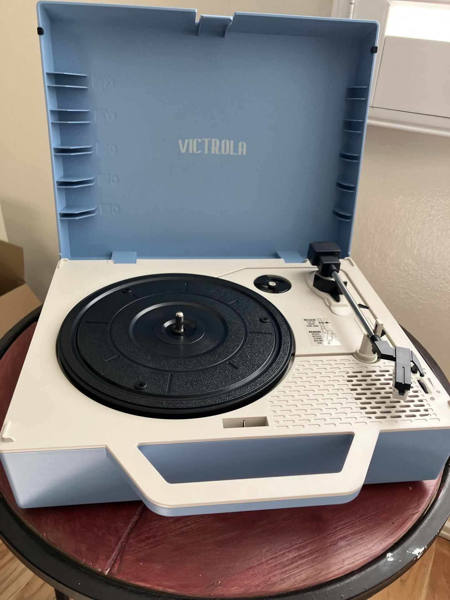 NEW Blue Record Player & Bluetooth Speaker for Sale in Los Angeles, CA ...