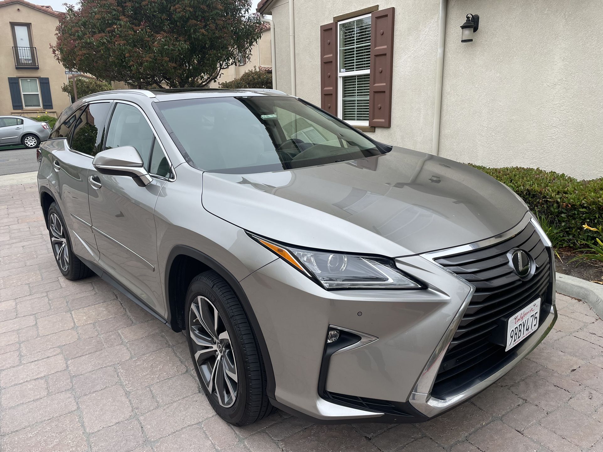 2019 Lexus Rx 350l for Sale in Irvine, CA - OfferUp