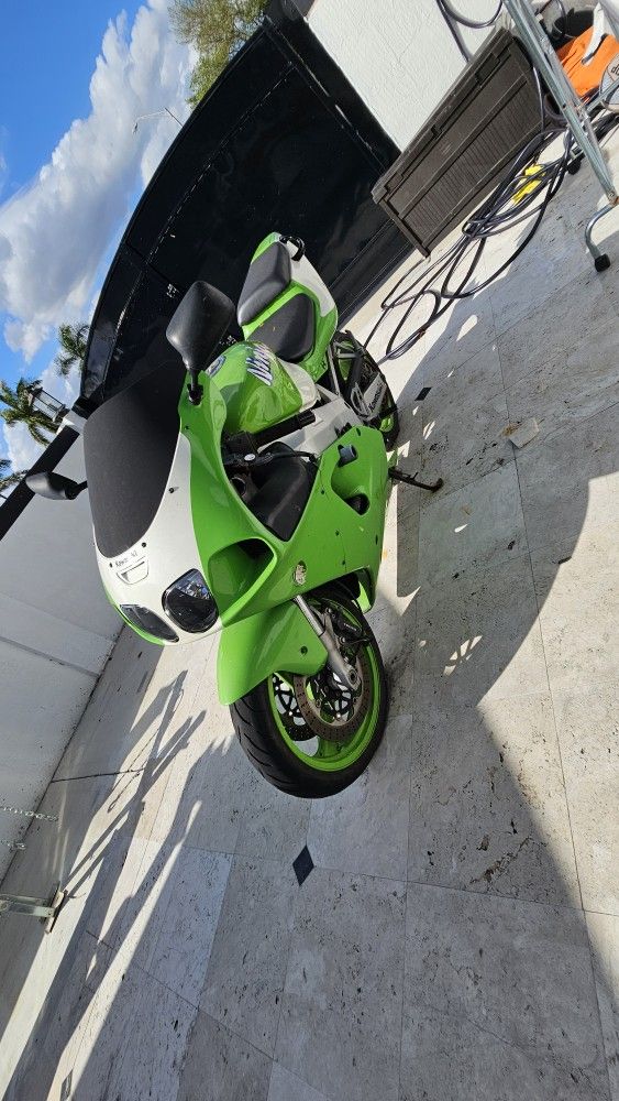 NINJA Motorcycle for Sale in Miami, FL - OfferUp