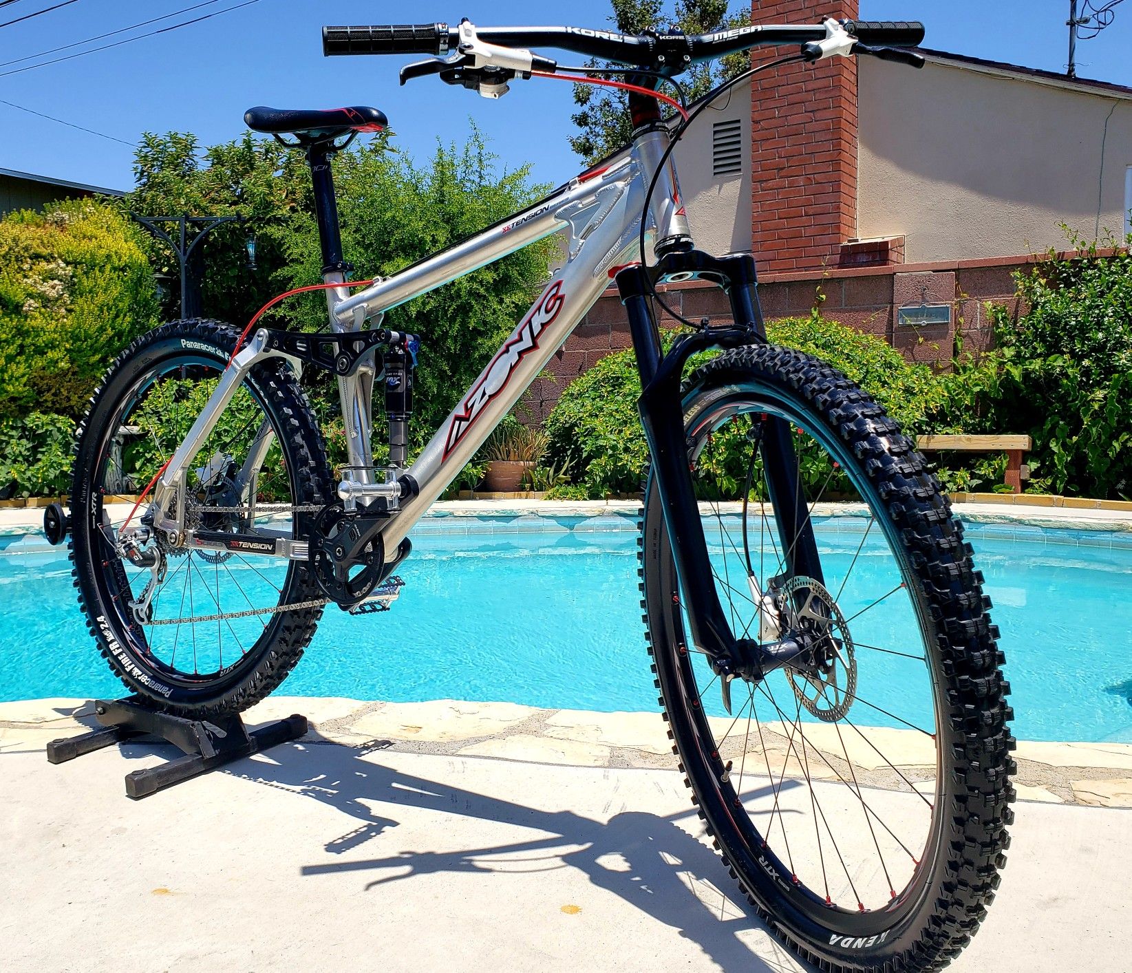Med Azonic Saber Full Suspension Mtn Bike for Sale in Santa Ana, CA ...