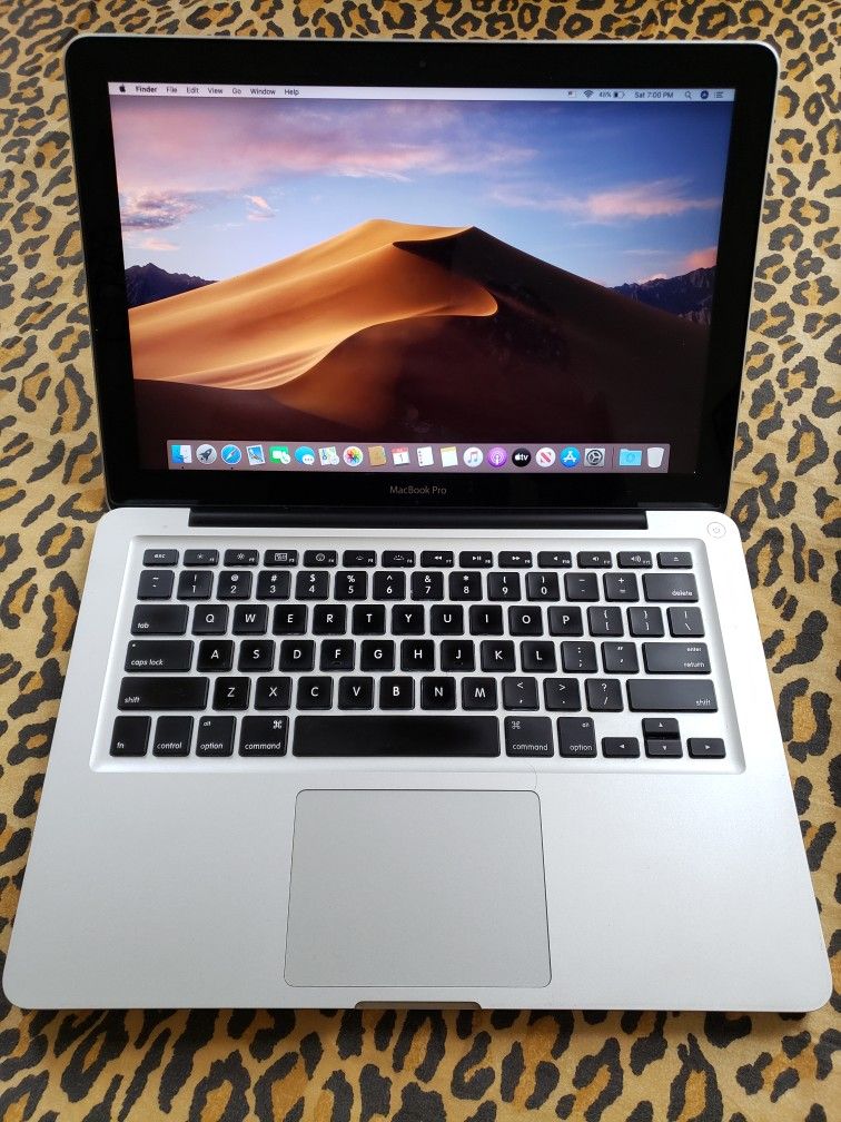 2009 13"inch Intel Core 2 MacBook Pro Laptop, 6GB RAM, 250GB Hard Drive ...