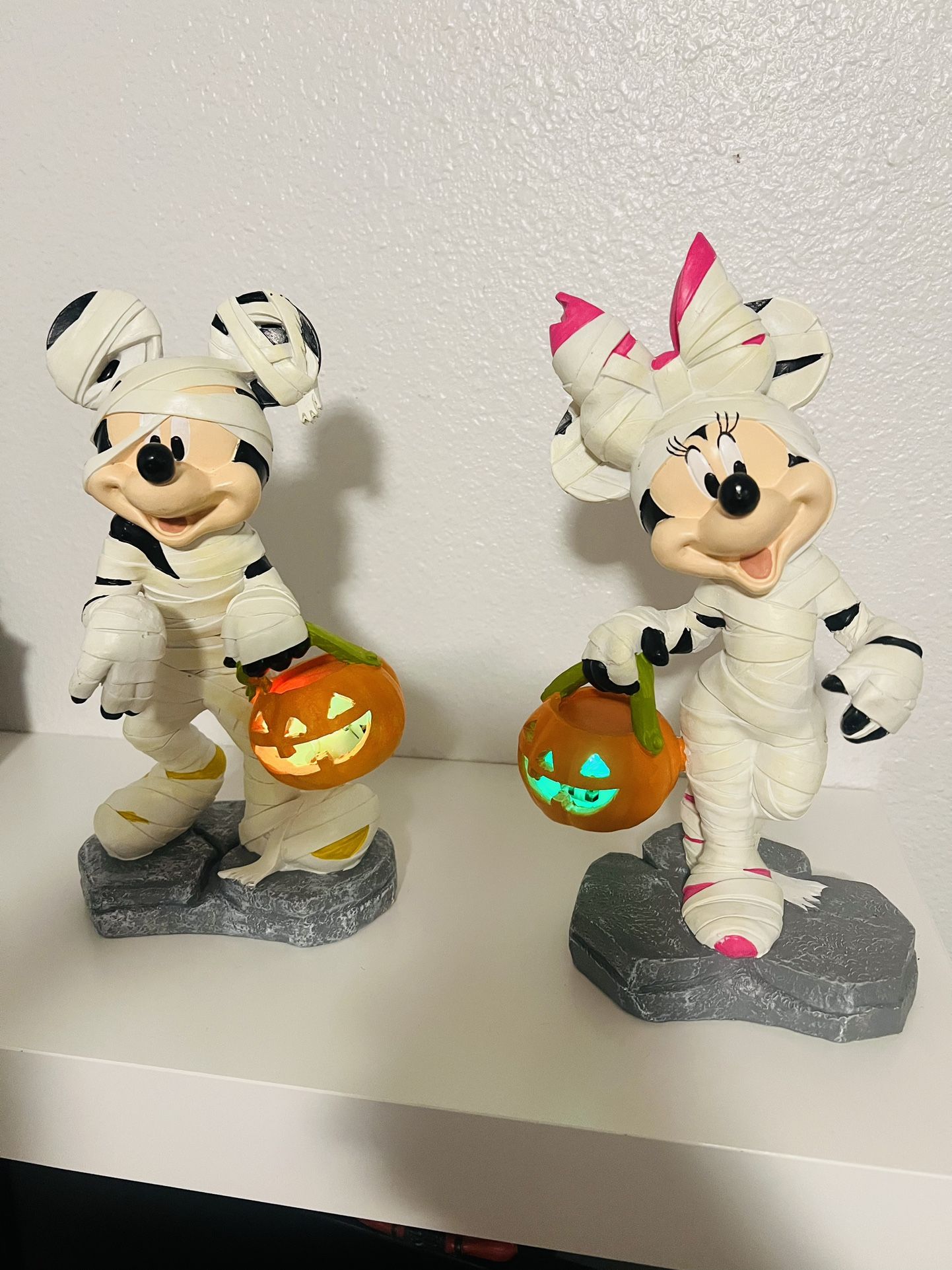 New Disney Halloween Mickey & Minnie Mummy Figures Set &40 For Both for ...