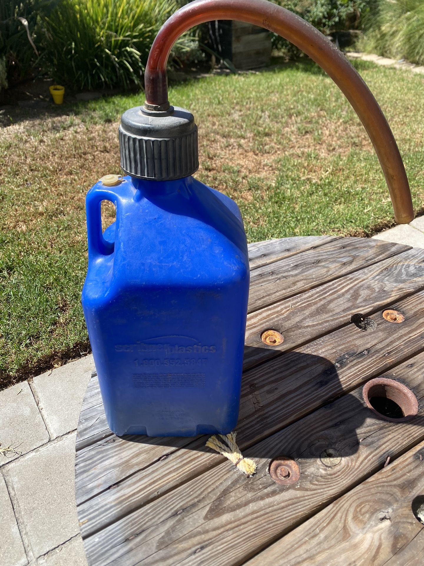 5 Gallon Gas Jug Can for Sale in San Marcos, CA - OfferUp