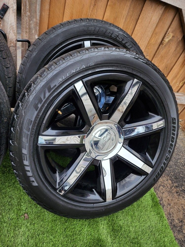Cadillac Escalade 22 Wheels