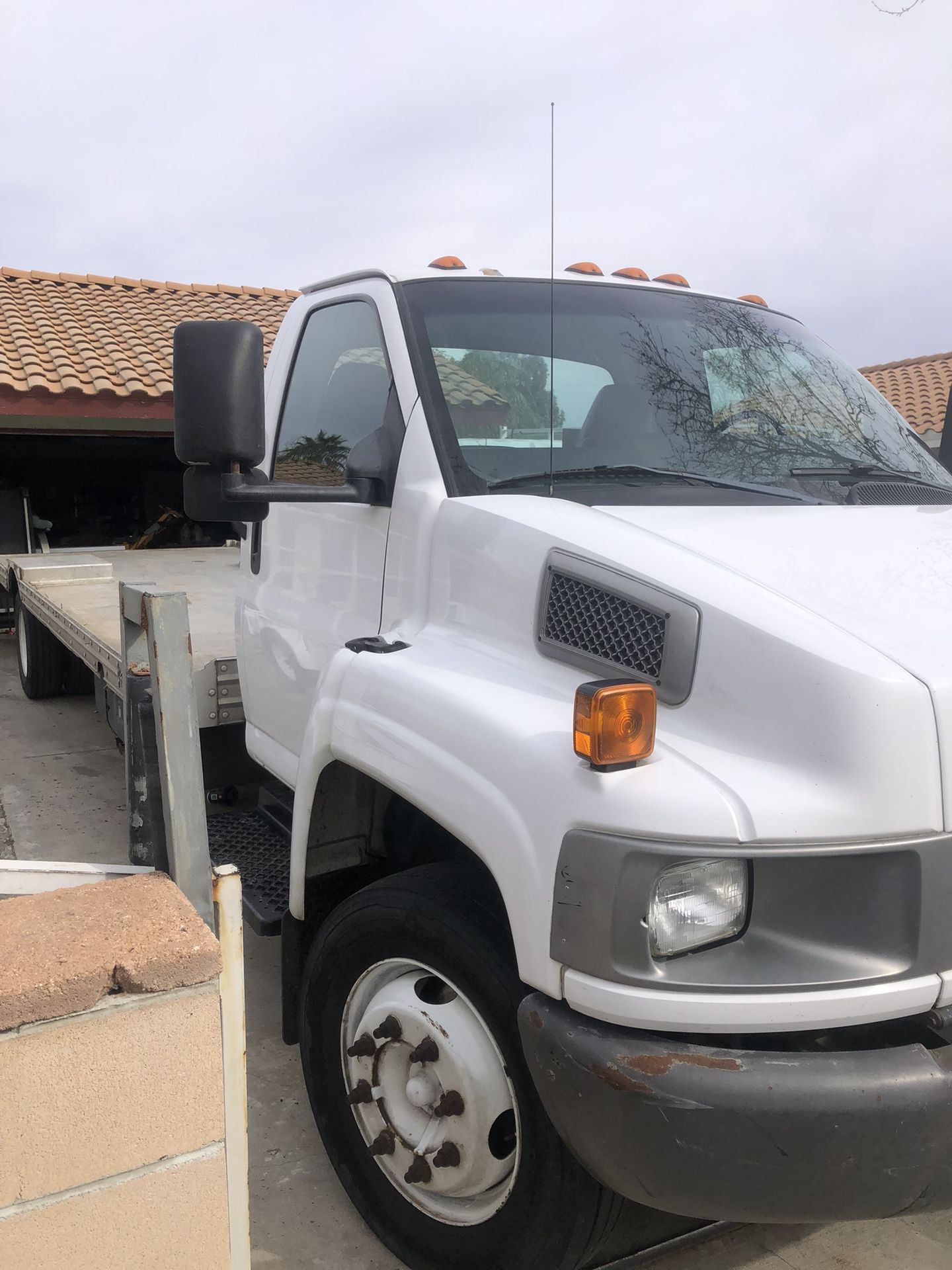 GMC C5500 for Sale in Rialto, CA - OfferUp