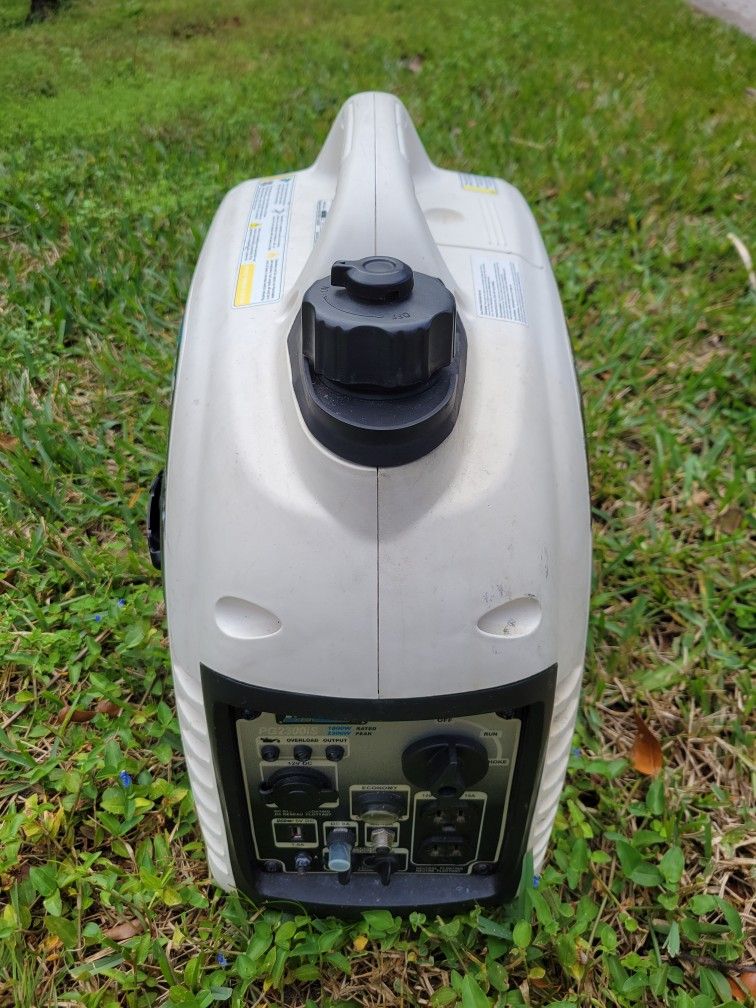 2300 Watts Inverter Generator for Sale in Boca Raton, FL - OfferUp