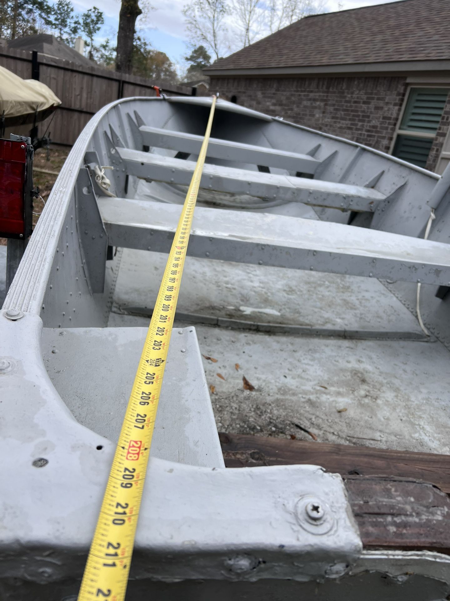 18ft Modified V-Bottom 8-10Hp Tohatsu 2014 for Sale in Crosby, TX - OfferUp