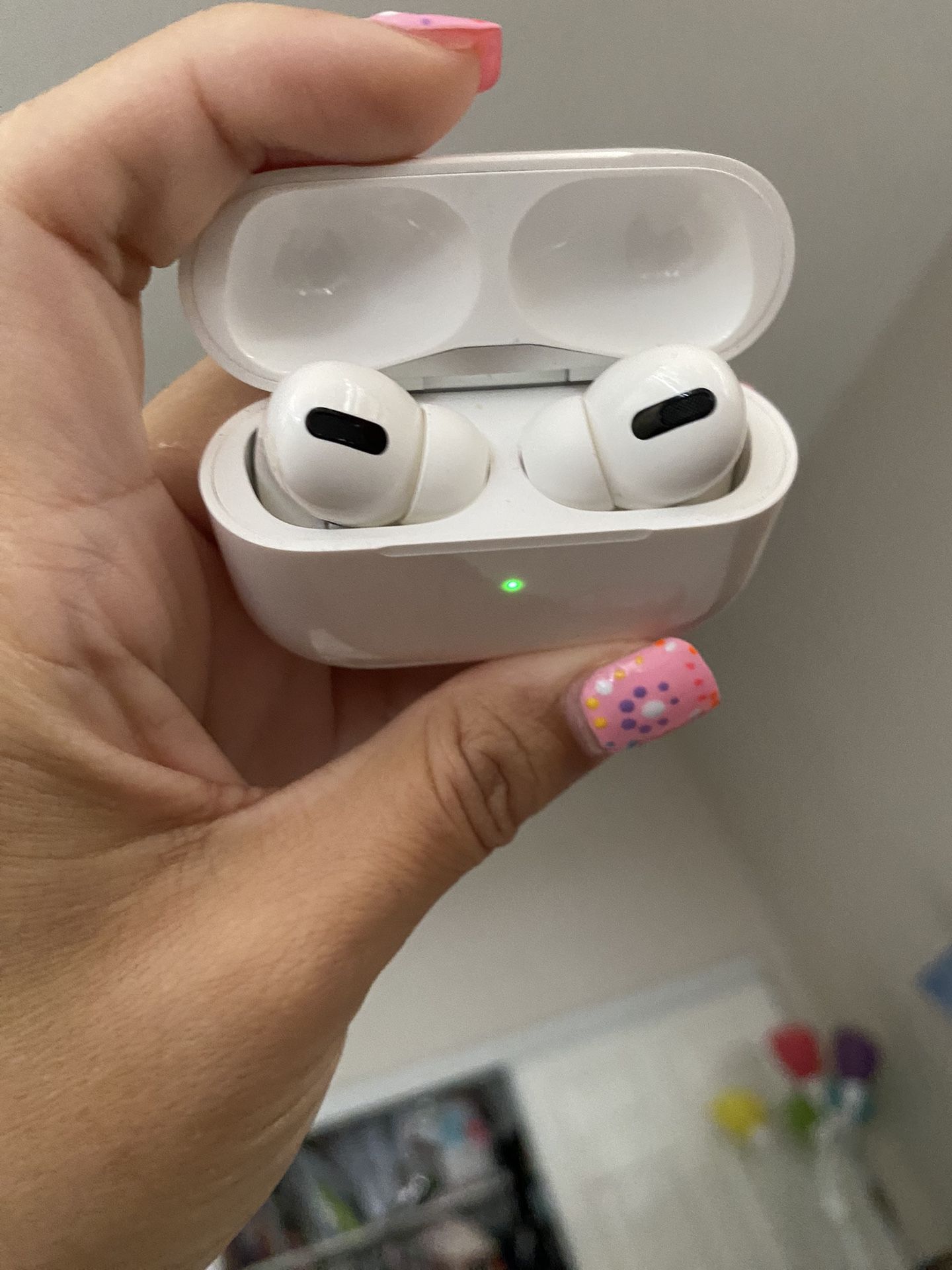 1st Generation Airpods For Sale In Alamo Heights Tx Offerup