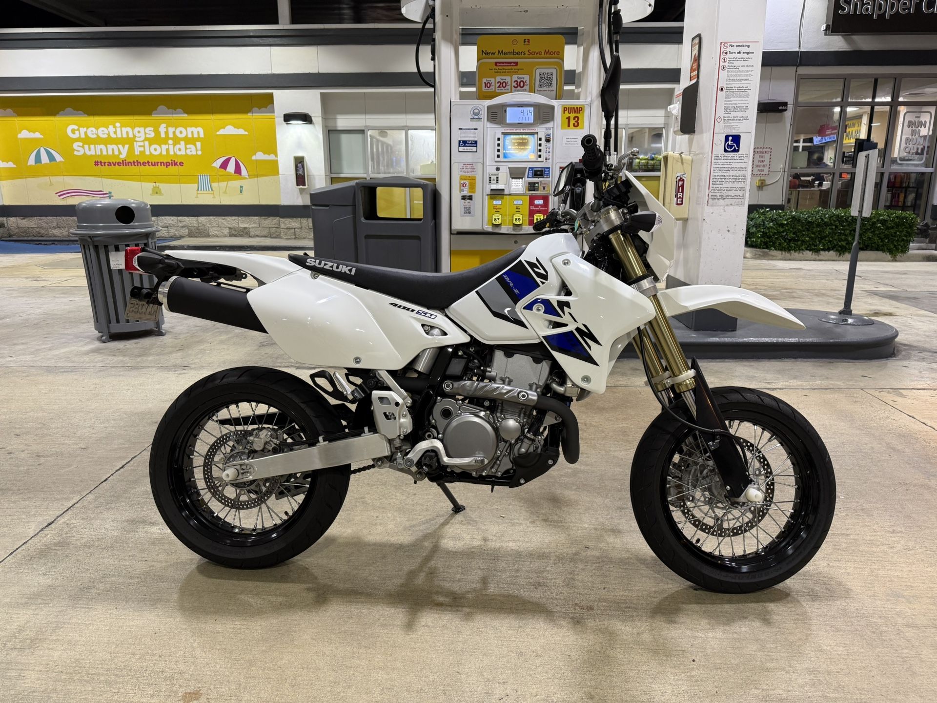 2002 Suzuki DRZ-400SM for Sale in Miami, FL - OfferUp