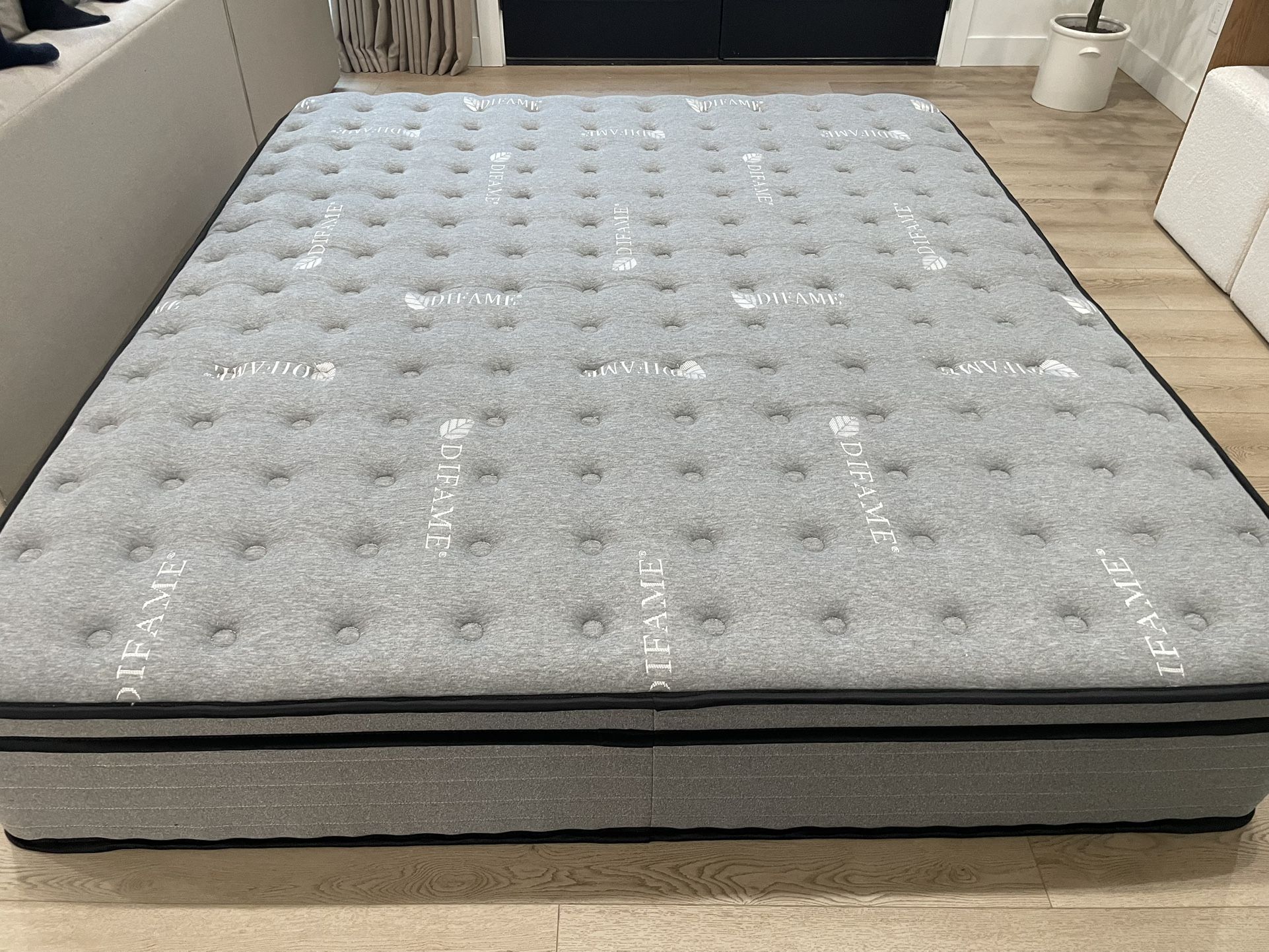 Like New California King Mattress for Sale in Kent, WA - OfferUp
