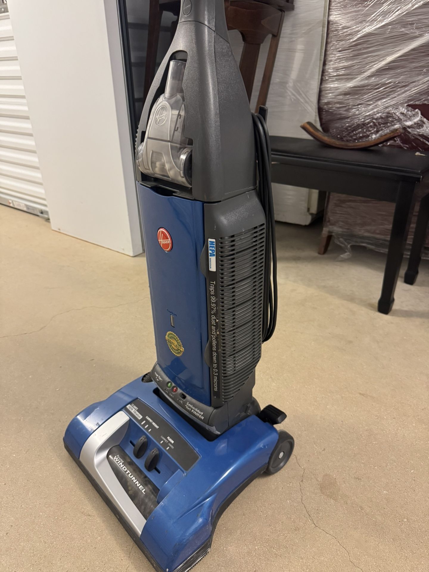Hoover Upright Vacuum for Sale in San Antonio, TX - OfferUp