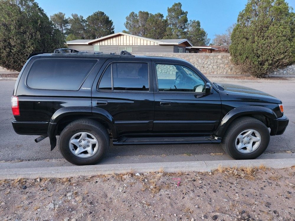 2002 Toyota 4Runner for Sale in El Paso, TX - OfferUp