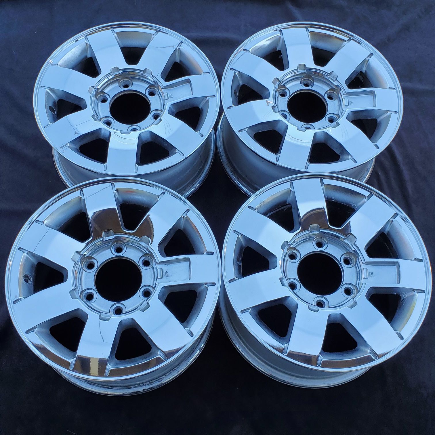 HUMMER H3 GM OEM 16" wheels rims Chrome 6x139.7 w/Caps 6X5.5 for Sale ...