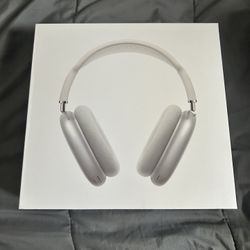 Airpod Max silver/grey for Sale in Tacoma, WA - OfferUp