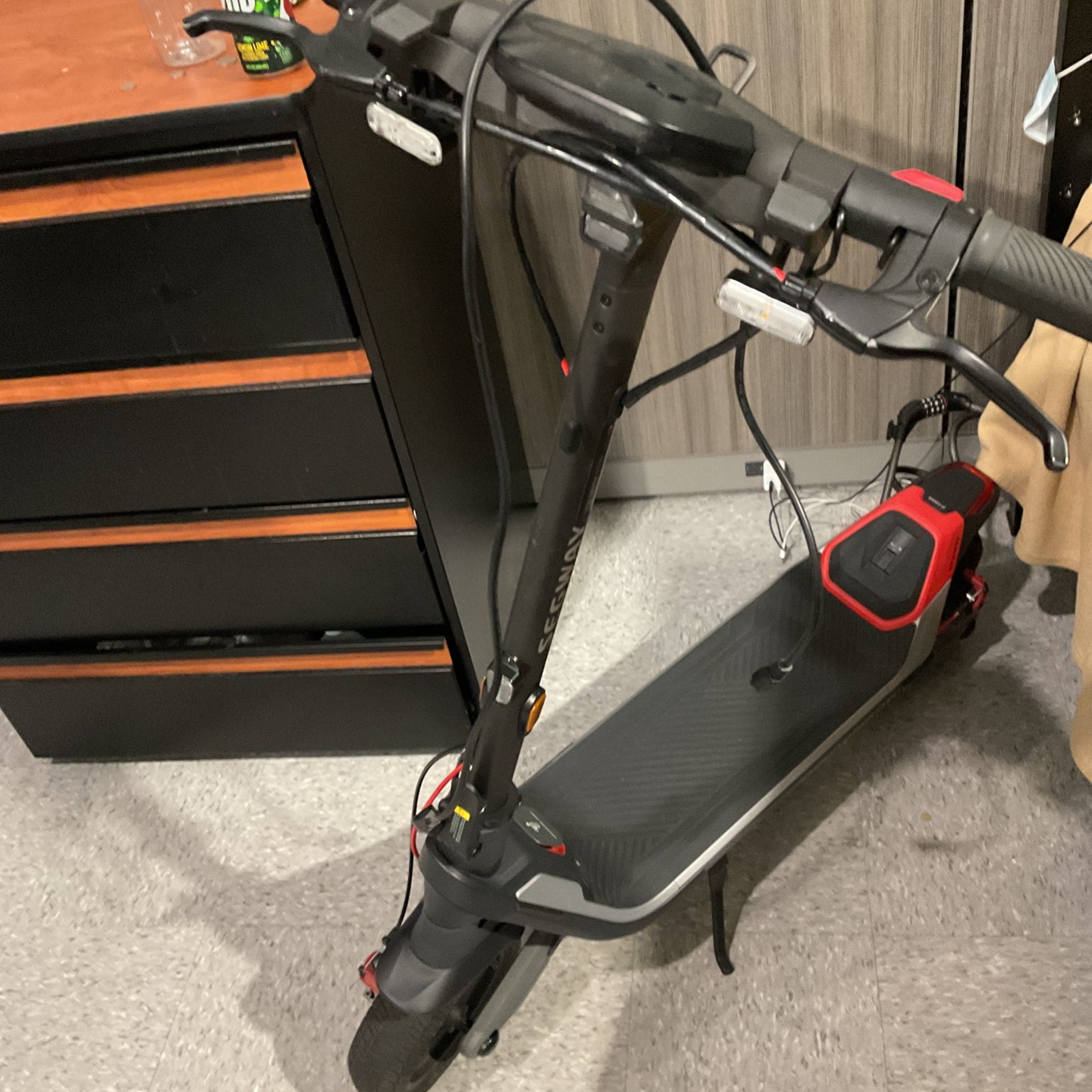 Segway P100s Scooter for Sale in Los Angeles, CA - OfferUp