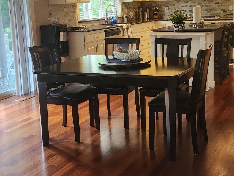 Dinette Table with 6 Black padded chairs for Sale in Marysville, WA ...