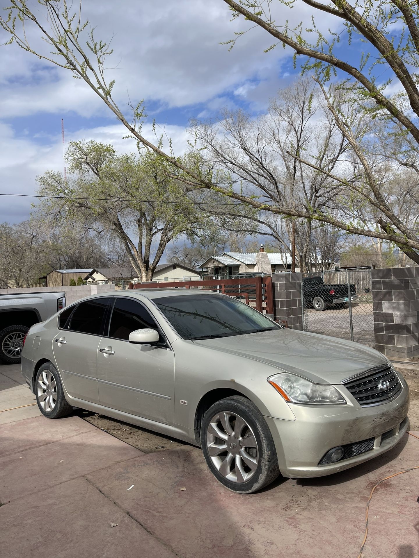 Infiniti M35x for Sale in Albuquerque, NM - OfferUp