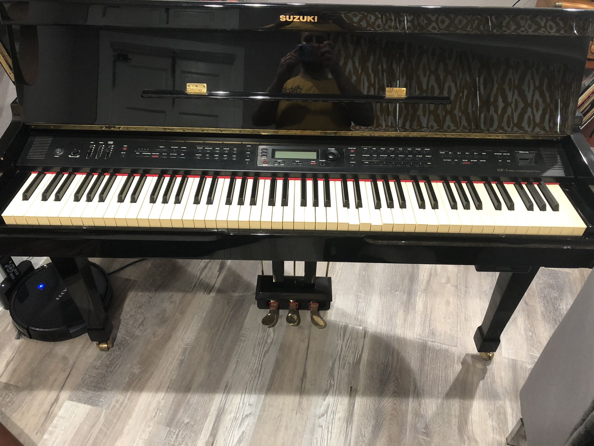 Mini Baby Grand Piano (electric) for Sale in Davie, FL - OfferUp