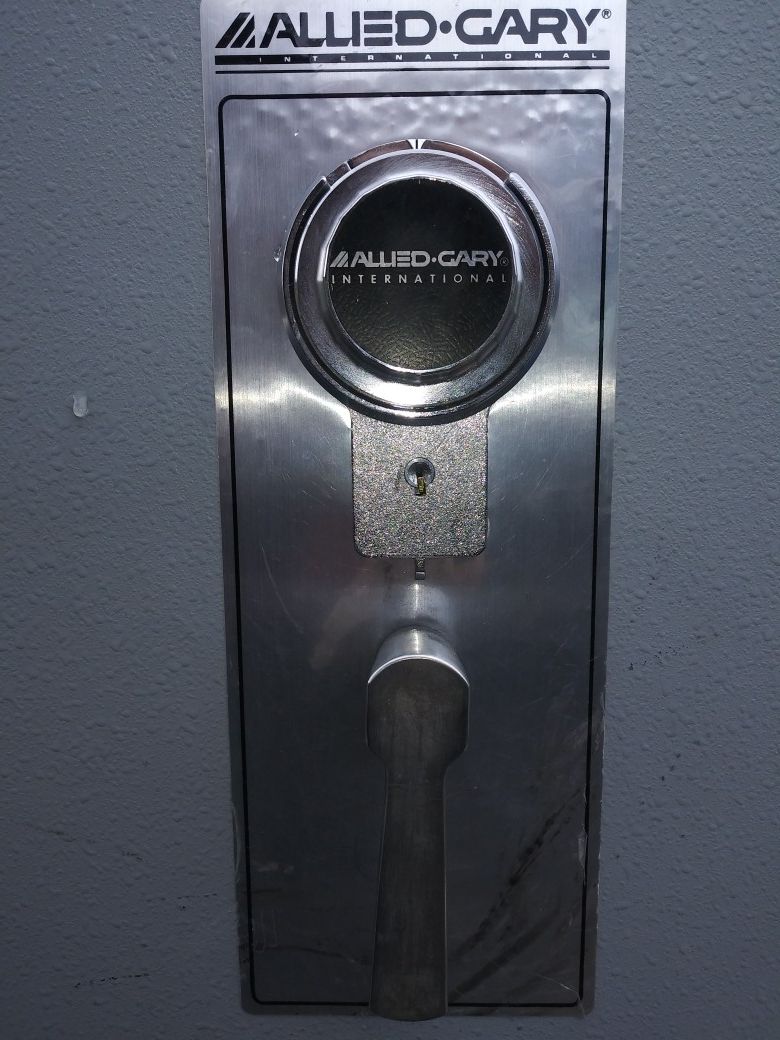 UL TL-15 Allied Gary Bank Safe for Sale in Tacoma, WA - OfferUp