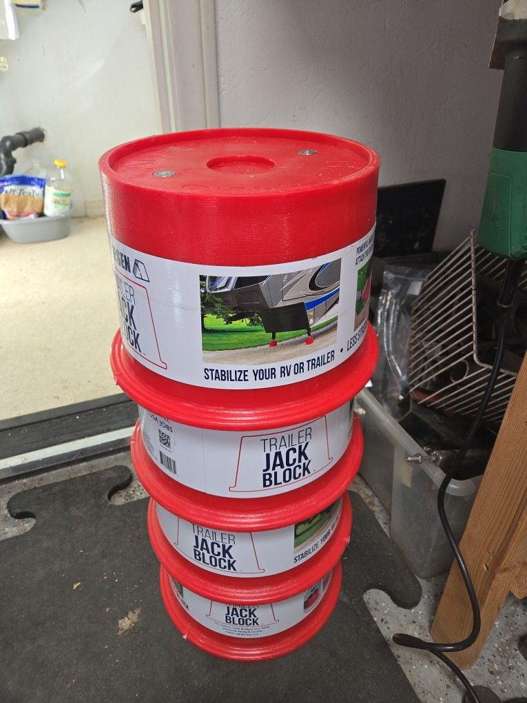 Andersen Trailer Jack Block (Set Of Two) for Sale in Jamul, CA - OfferUp