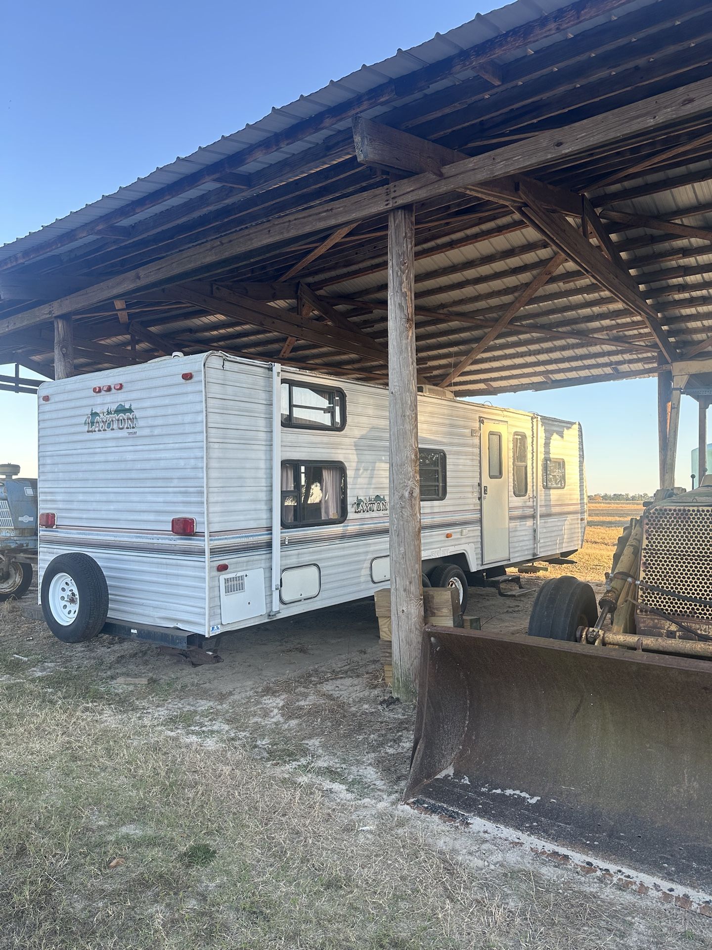 1999 Layton Skyline for Sale in Newton, GA - OfferUp