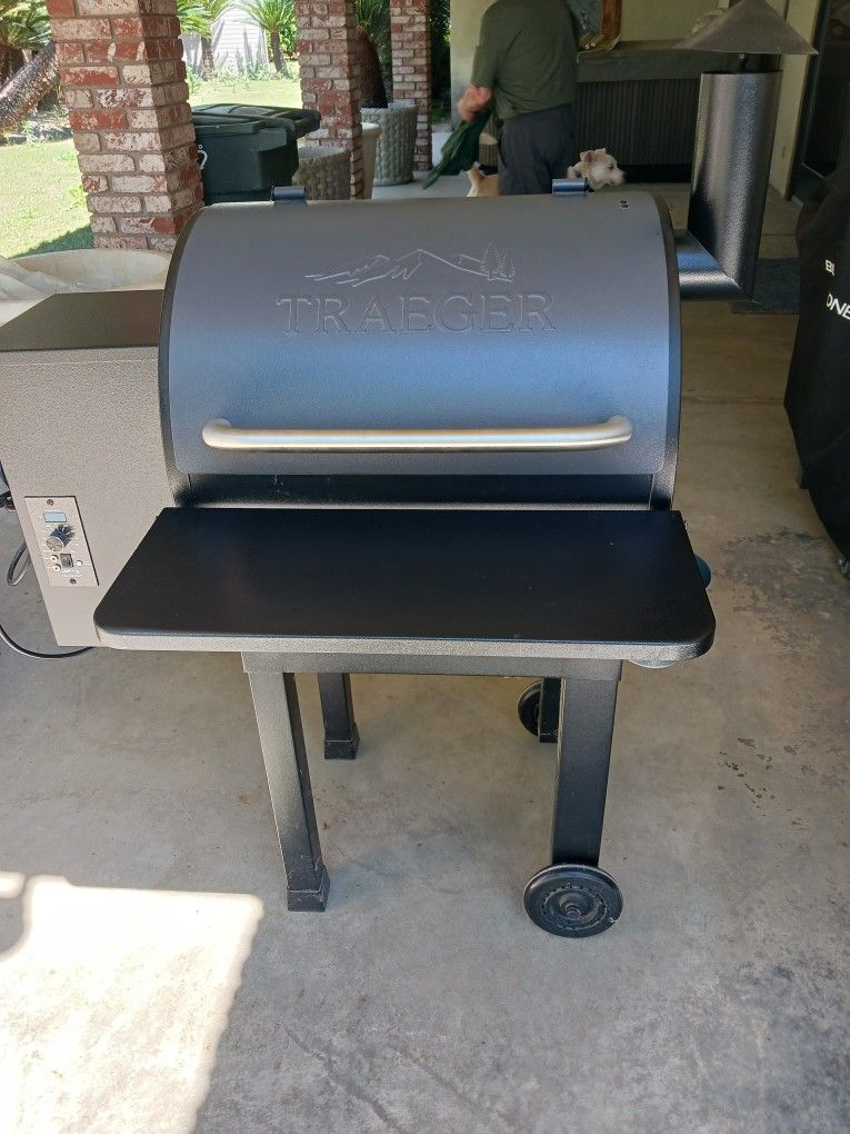Treager HOMESTEAD TFB52Q for Sale in Bakersfield, CA - OfferUp