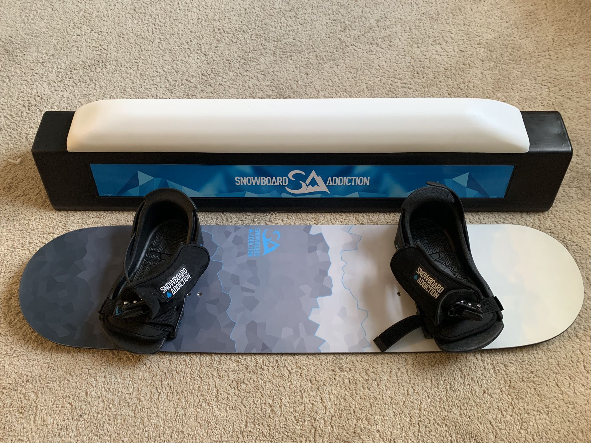 Snowboard training setup for Sale in Downers Grove, IL - OfferUp