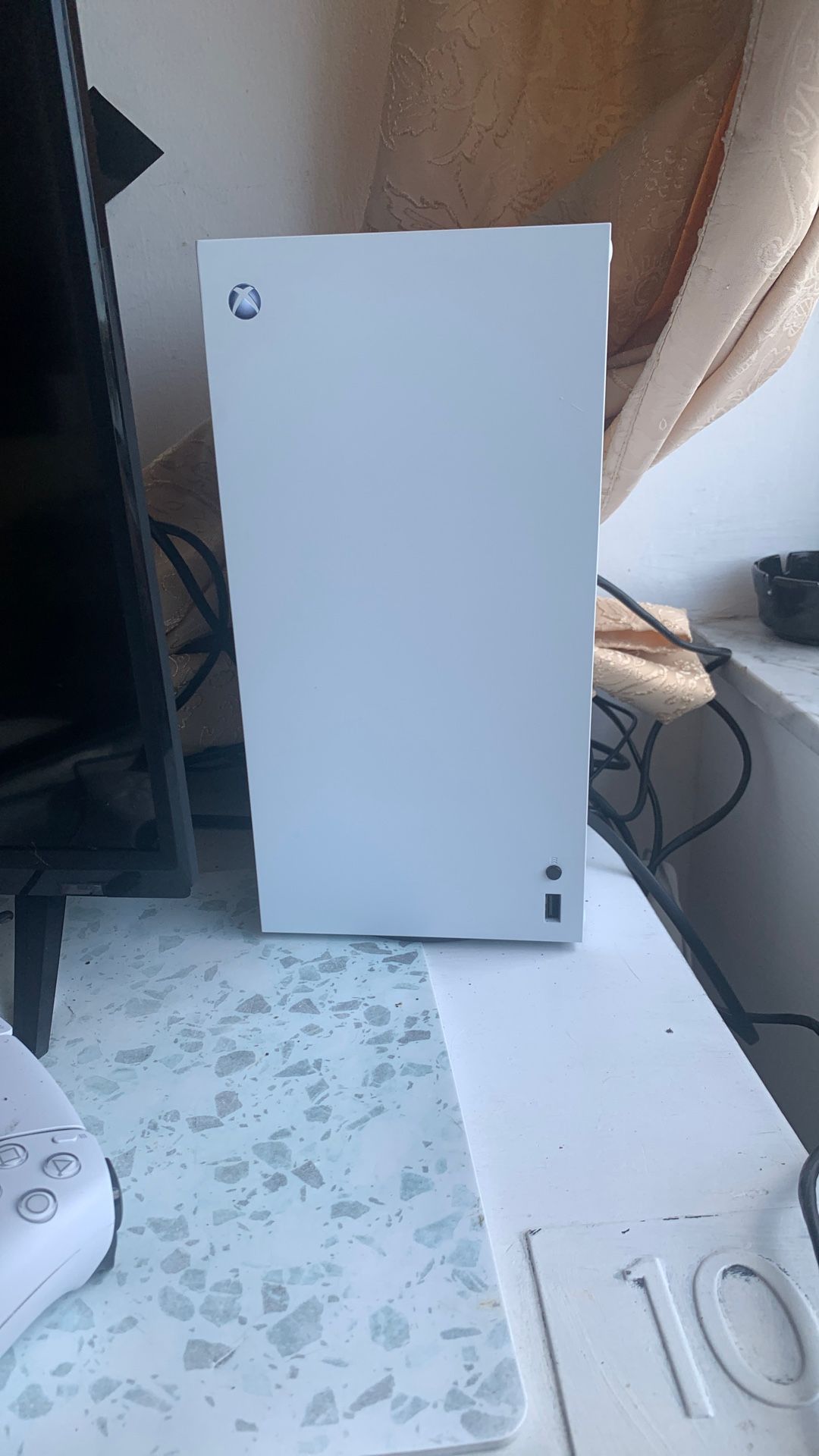 Xbox Series x White for Sale in North Miami Beach, FL - OfferUp