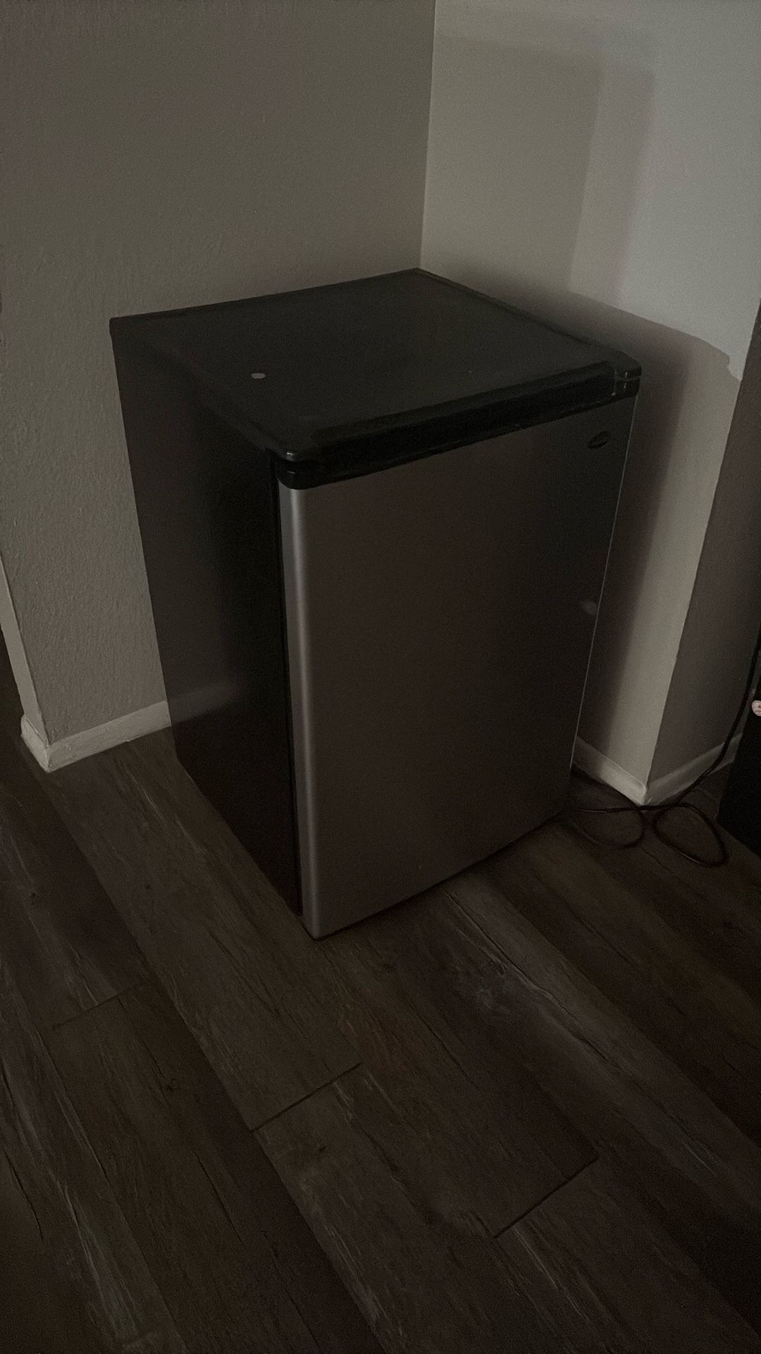 Mini-fridge for Sale in Phoenix, AZ - OfferUp