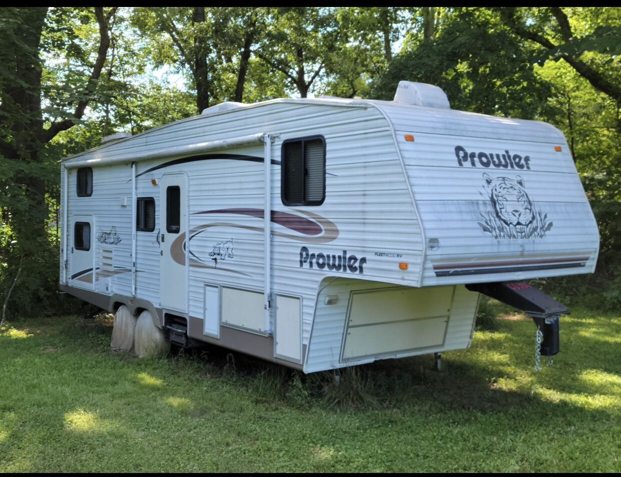 2004 Prowler 5th Wheel for Sale in Buffalo, SC - OfferUp