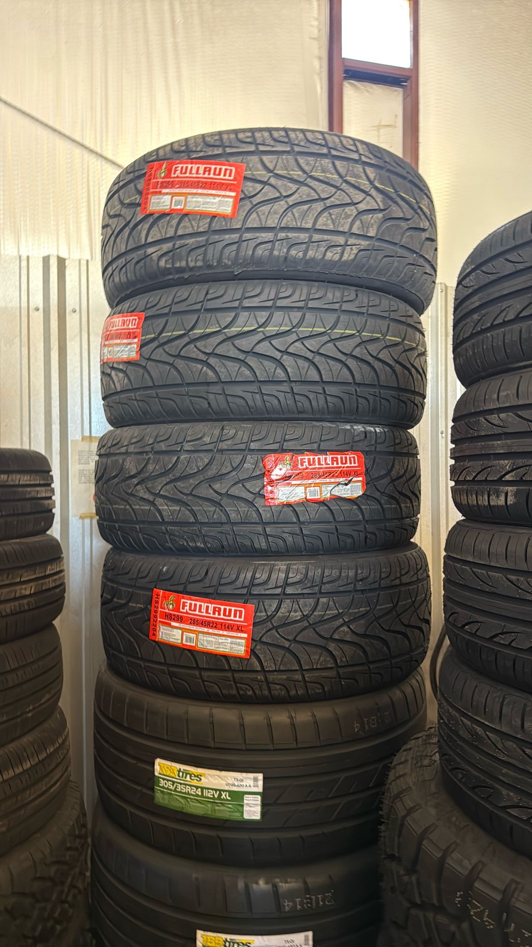 285/45/22 Fullrun Tires Installed And Balanced / Instaladas Y ...